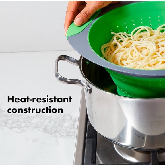 Oxo | Kitchen | Nwtnever Used Oxo Collapsible Colander | Poshmark